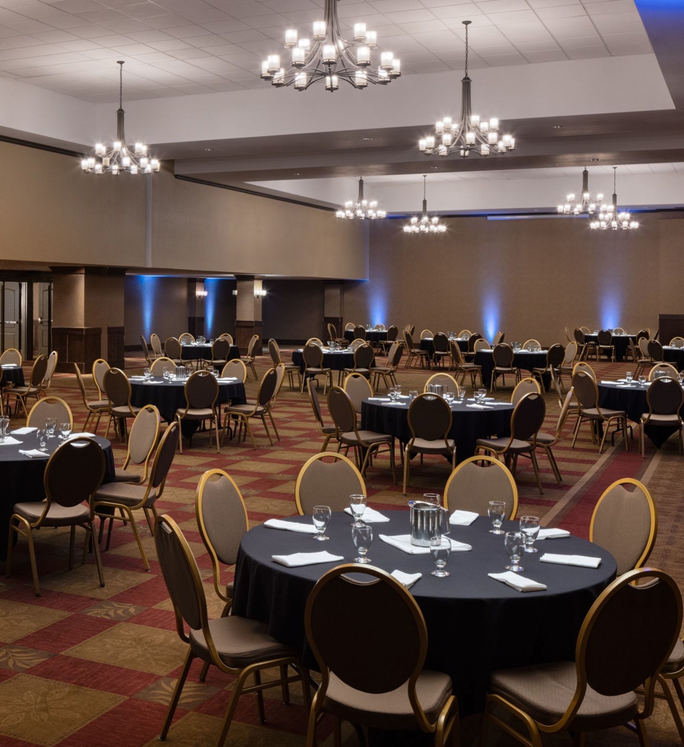 Pomeroy Hotel & Conference Centre Fort St. John | Business Hotel in B.C.