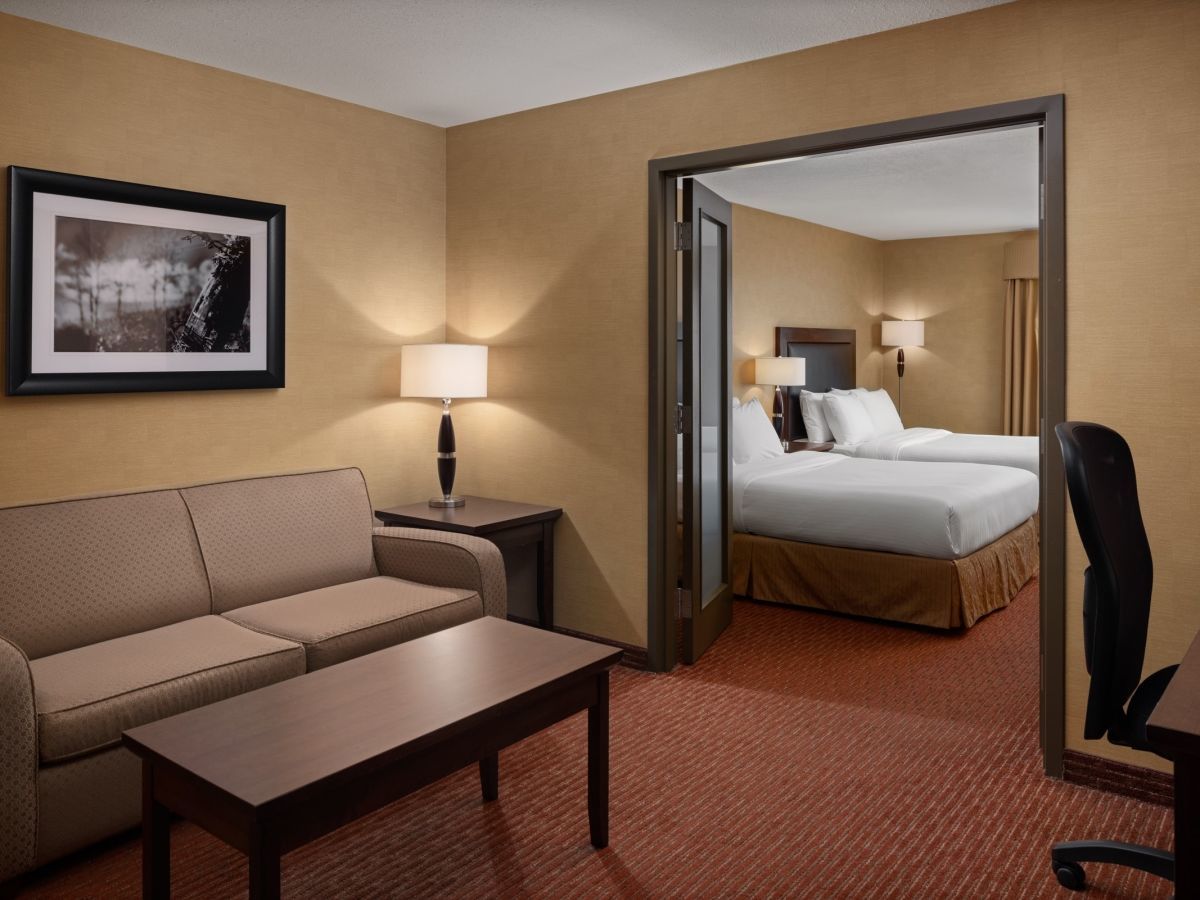 Pomeroy Hotel & Conference Centre Fort St. John | Business Hotel in B.C.